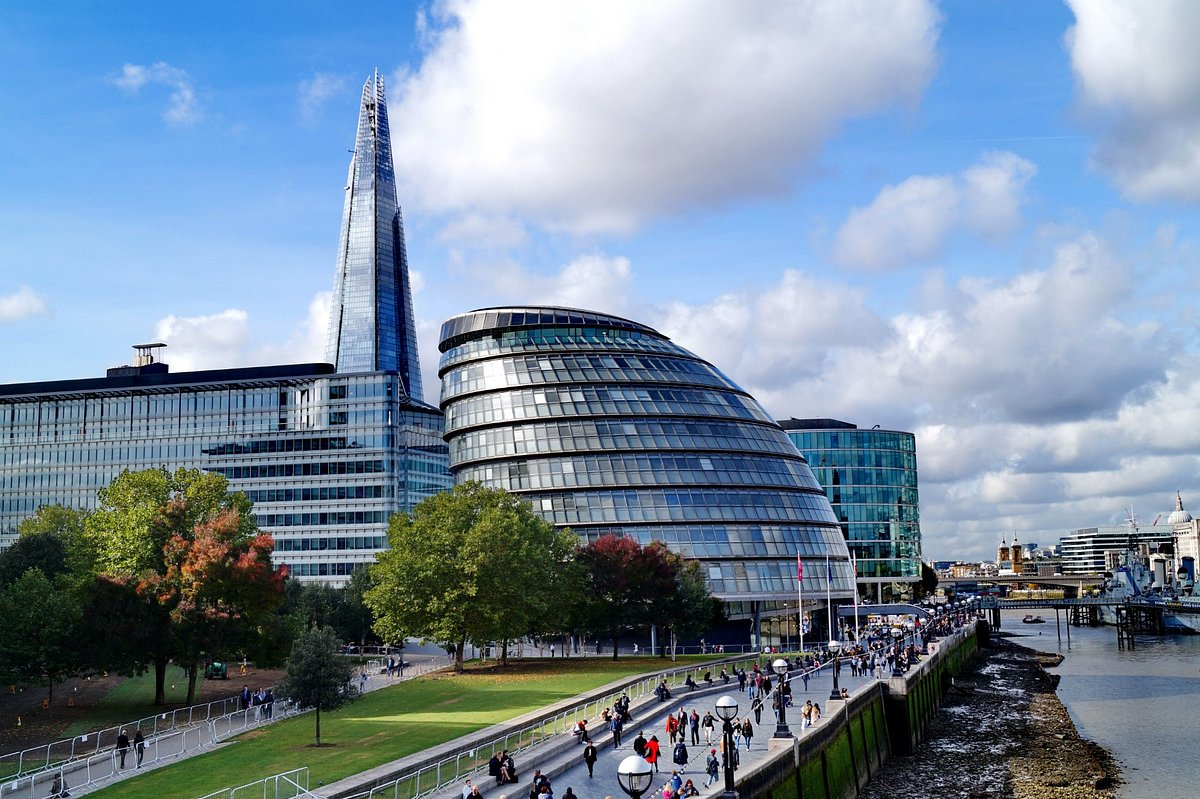 Transforming Facilities Management for Local Authorities - Virtual Helpdesk